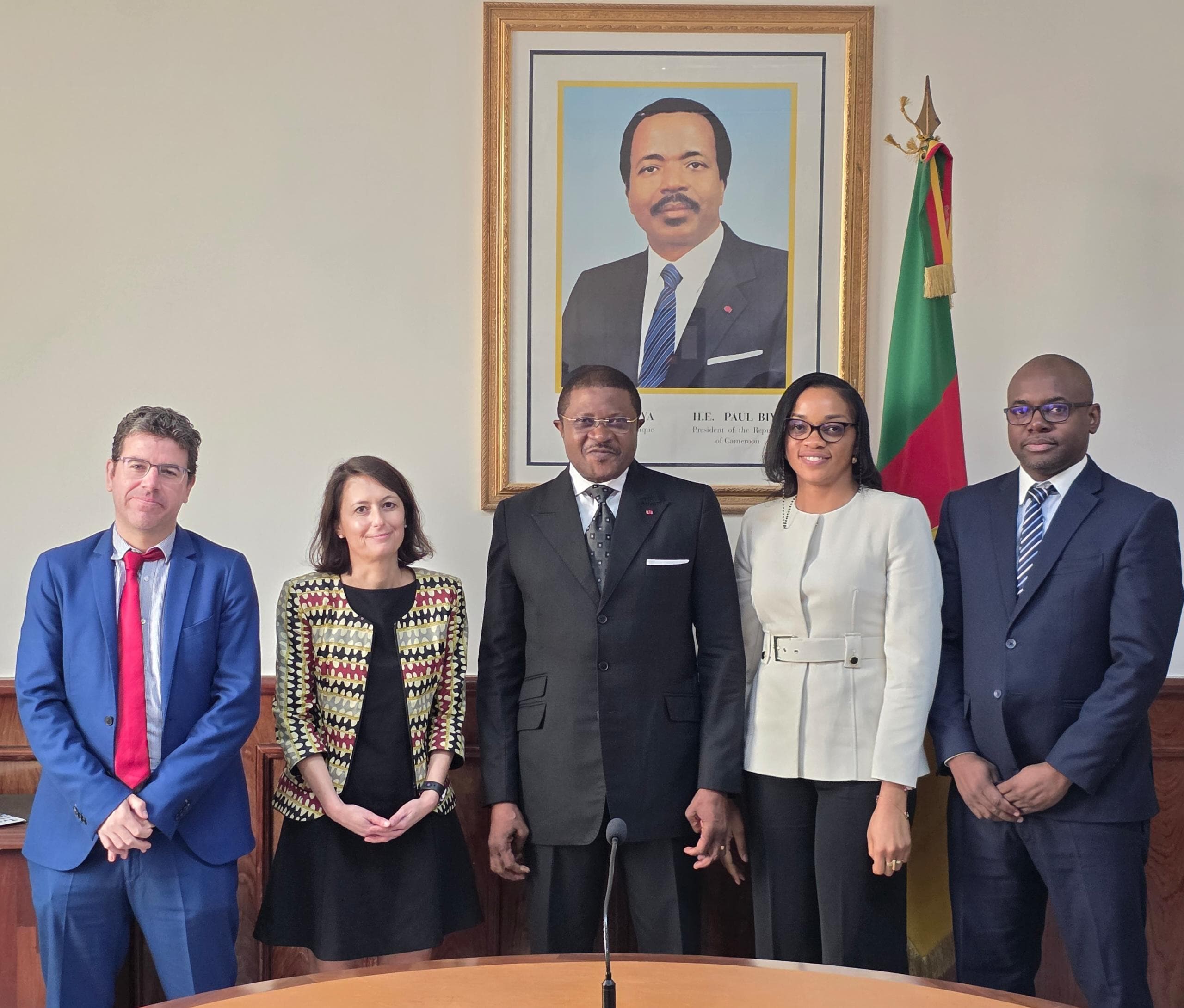 At meeting in Yaounde: Transport minister, World Bank delegation take ...
